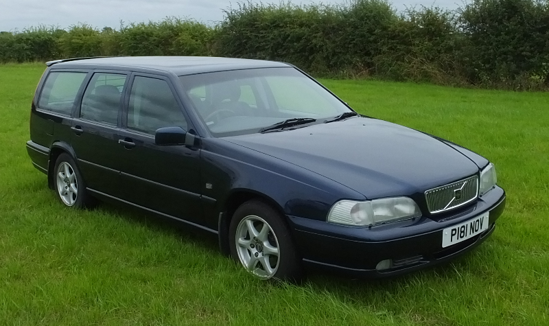 Classic Volvo V70 Cars for Sale | CCFS