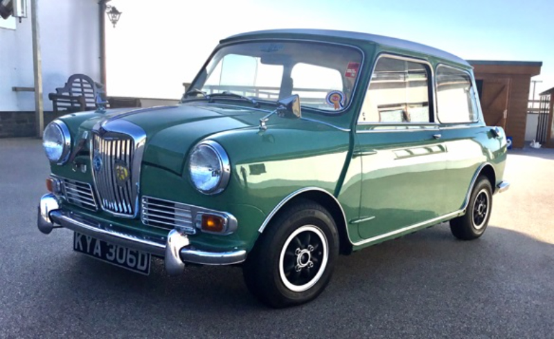 Classic Riley Elf Cars for Sale | CCFS