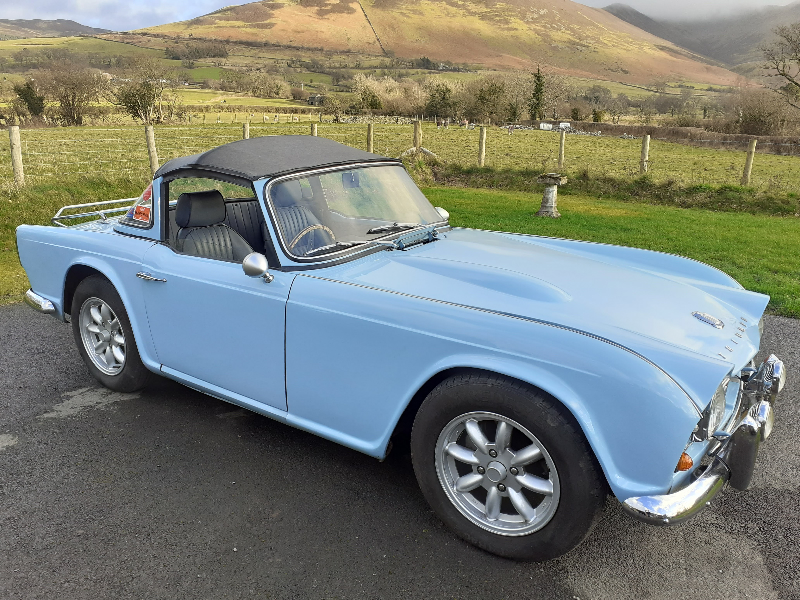 Classic Triumph Cars for Sale | CCFS