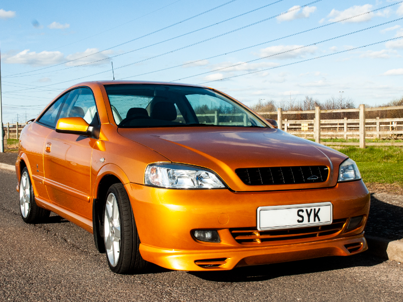 Classic Vauxhall Astra Cars for Sale | CCFS