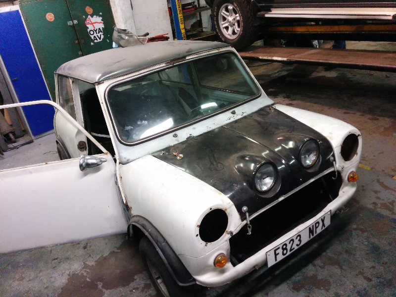 Classic Austin Mini Cars for Sale | CCFS