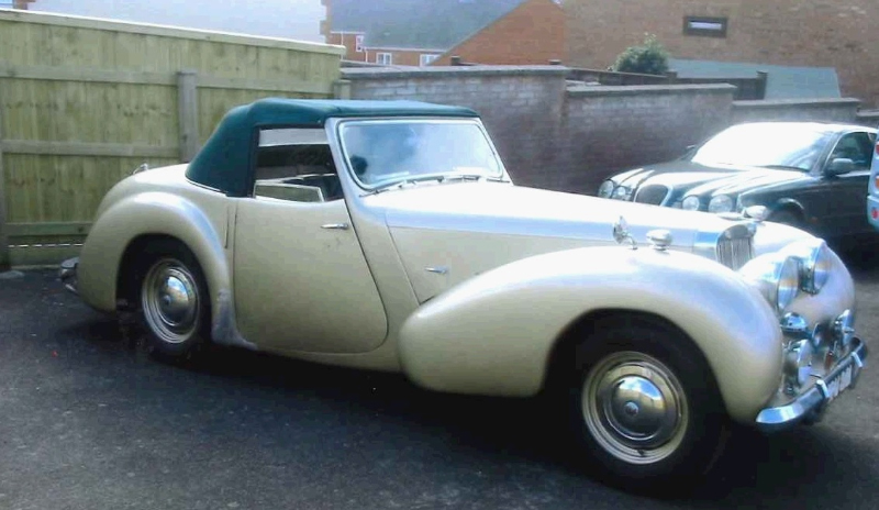Classic Triumph Roadster Cars for Sale | CCFS