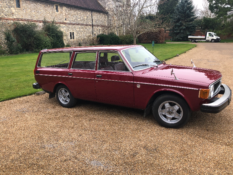 Classic Volvo Cars for Sale | CCFS