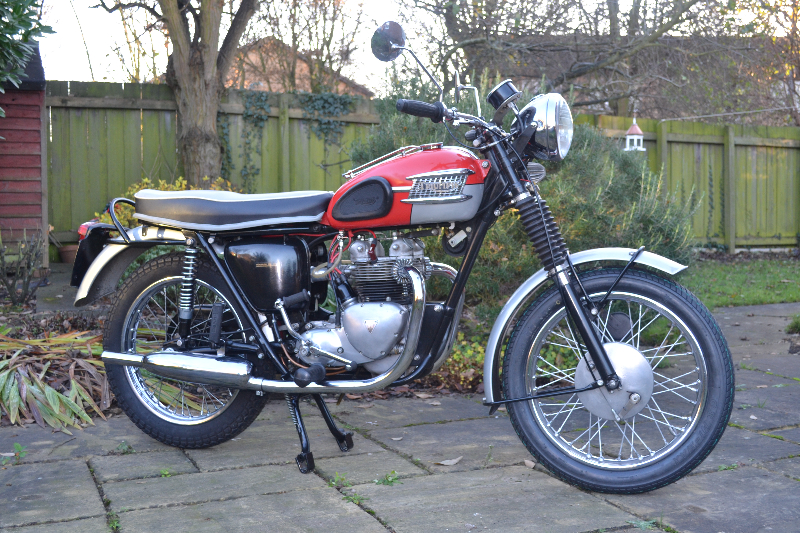 Classic Triumph Bikes for Sale | CCFS UK