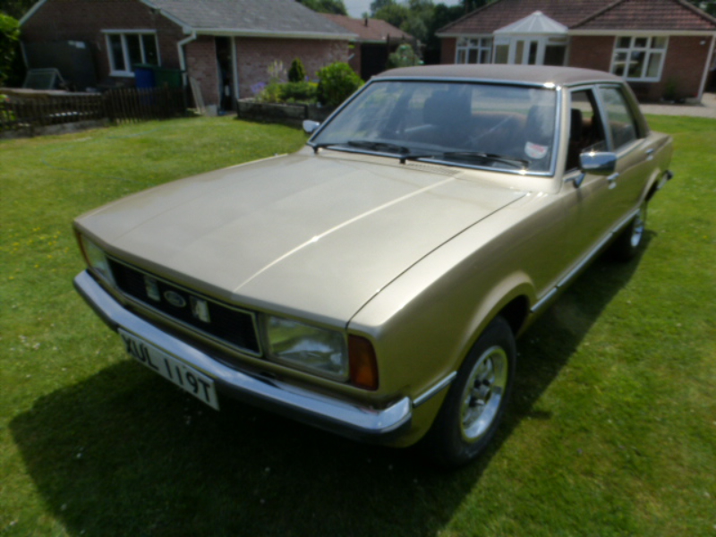 Classic Ford Cortina Cars for Sale | CCFS