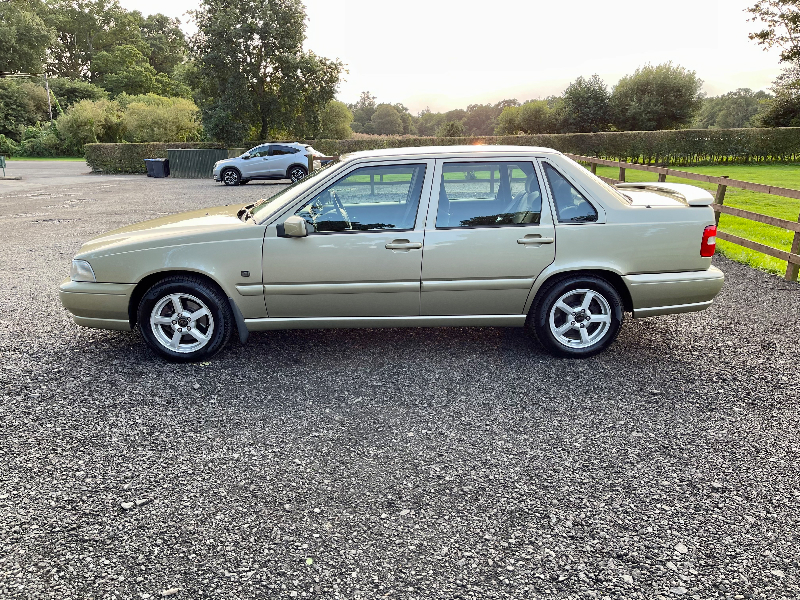 Classic Volvo S70 Cars for Sale | CCFS