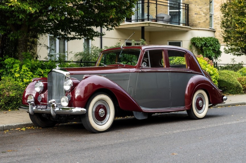 Classic Bentley Cars for Sale | CCFS