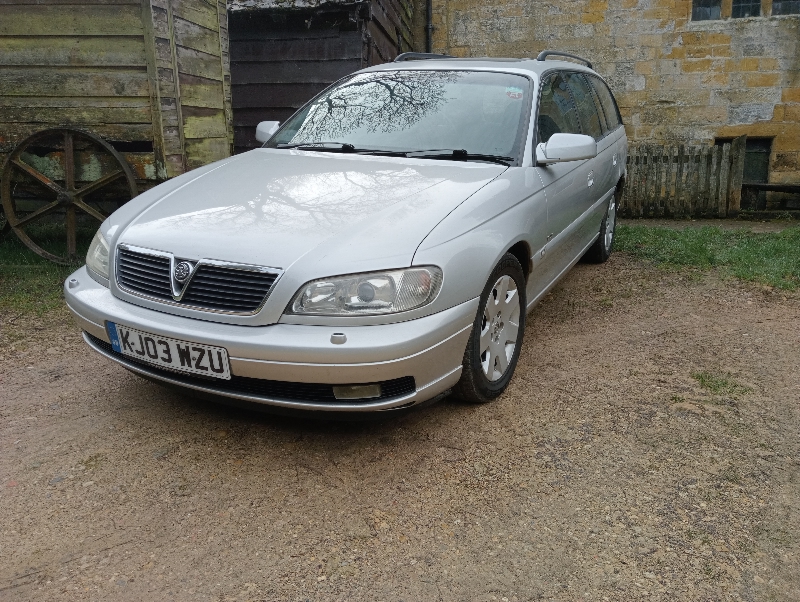 Classic Vauxhall Omega Cars for Sale | CCFS