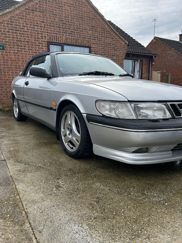 Classic Saab 900 Cars for Sale | CCFS