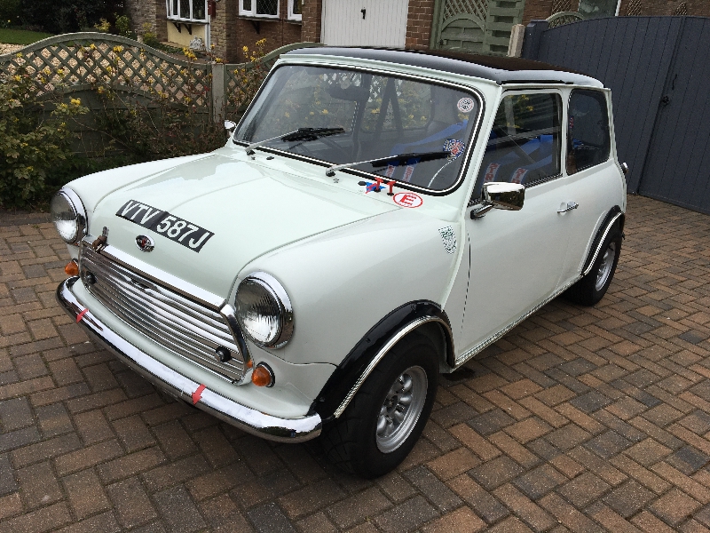 Classic Austin Mini Cars for Sale | CCFS