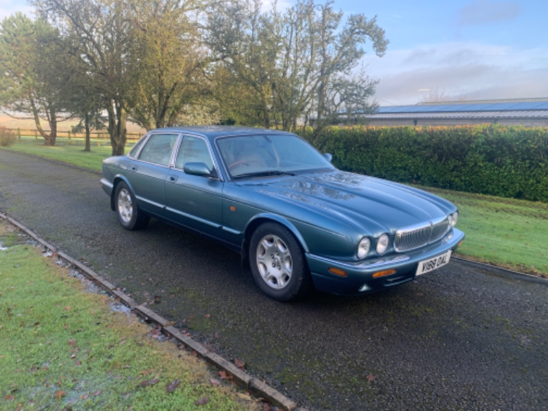 Classic Jaguar Sovereign Cars for Sale | CCFS