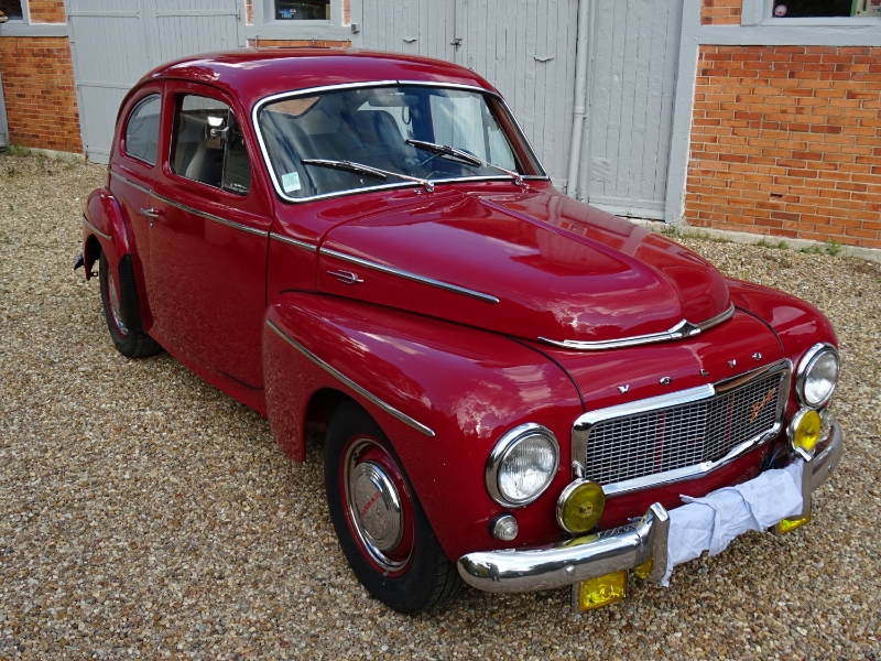 Classic Volvo Cars for Sale | CCFS