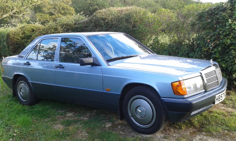 Classic Mercedes Benz W201 Cars for Sale | CCFS