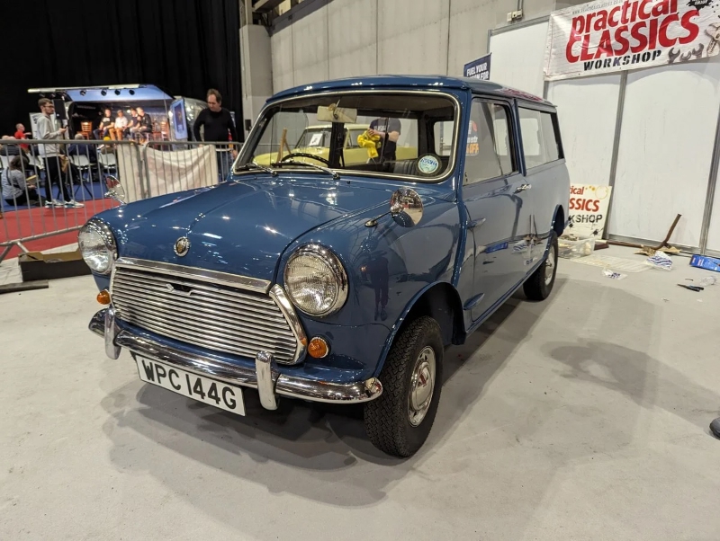 Classic Austin Mini Cars for Sale | CCFS