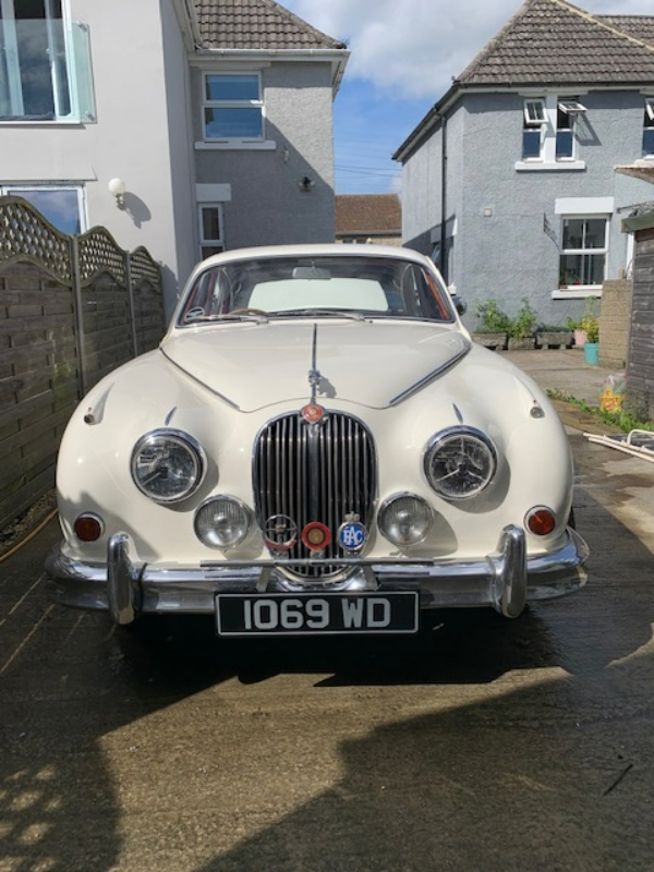 Classic Jaguar Mark 2 Cars for Sale | CCFS